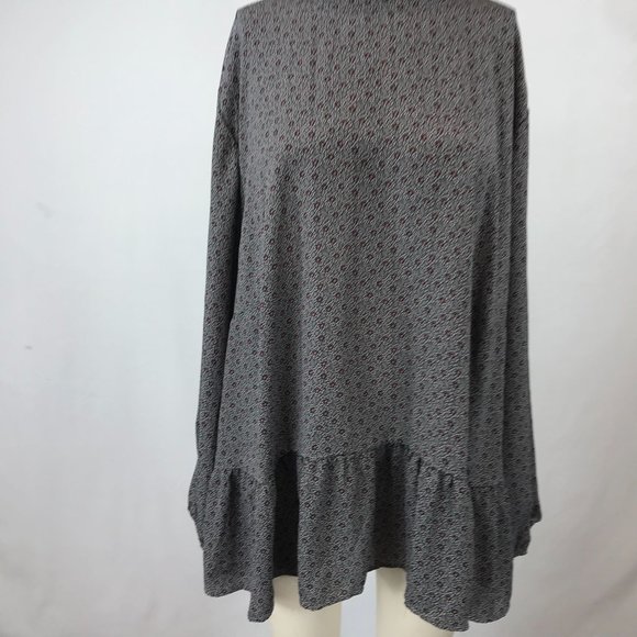 LOFT PLUS | Tops | Loft Plus Womens 26 Gray Long Sleeve Round Neck ...